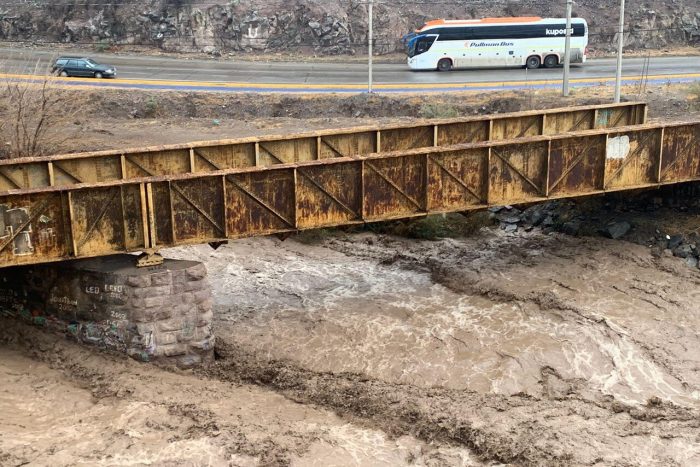 Lluvias en zona centro: Se desbordan ríos. Se cierra ruta y posible ...