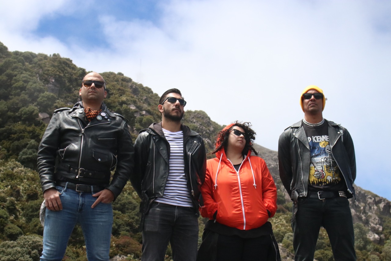 La banda de punk rock costarricense Malas Palabras estrena su disco ...
