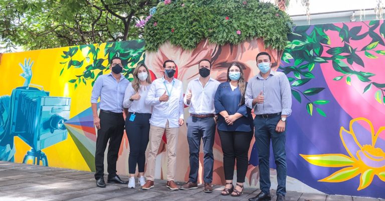 Murales de la Plaza Guayarte resaltan el arte, la inclusión y la ...