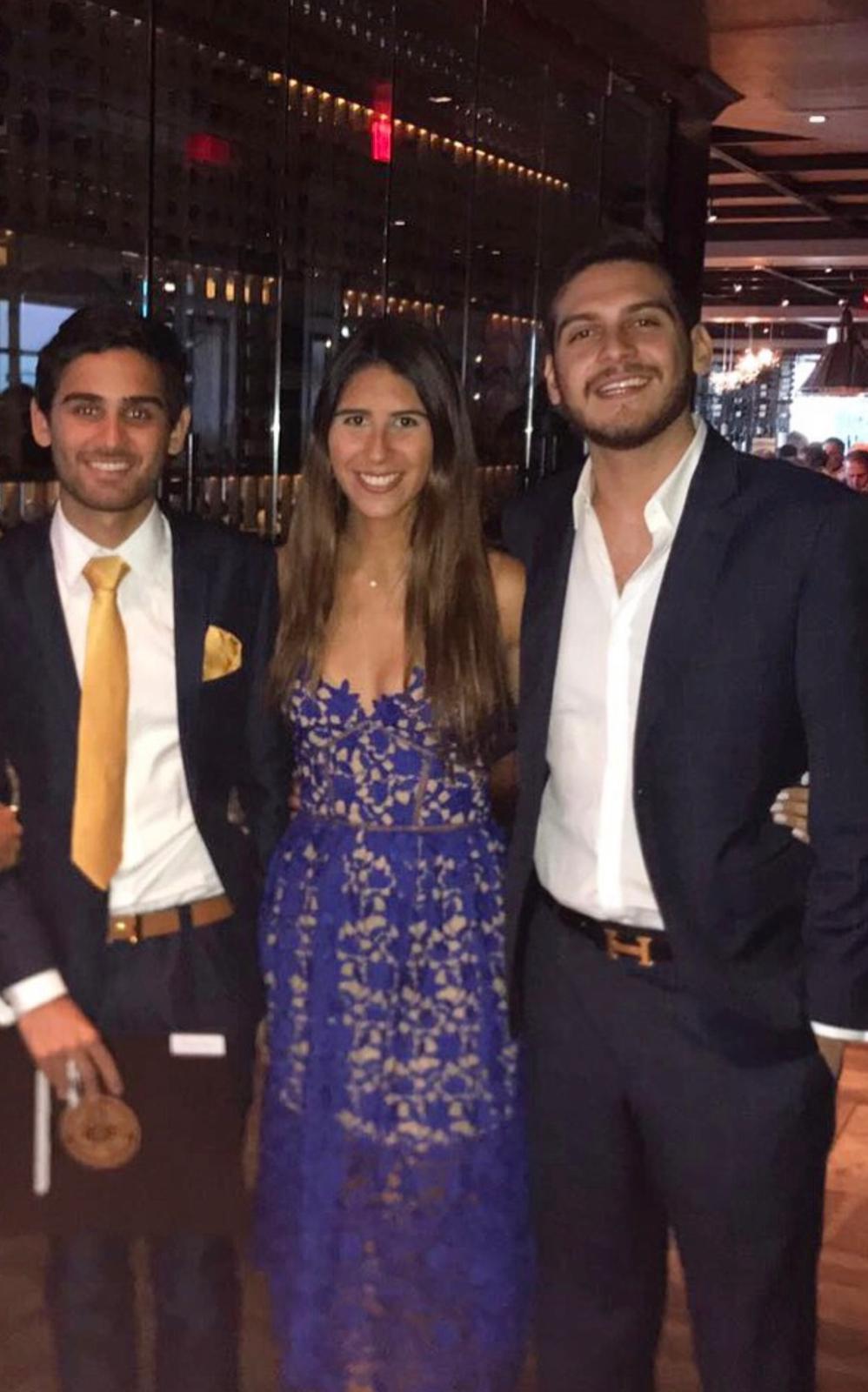 Hermanos Simon Enríquez libran batalla legal contra sus medios hermanos ...