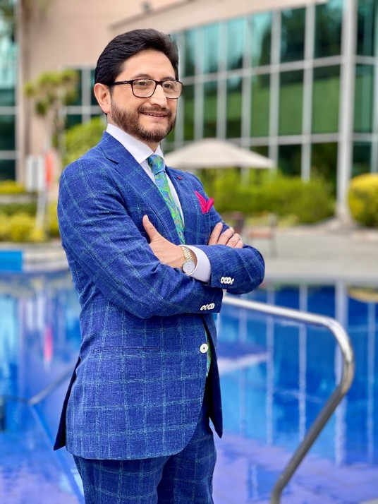 El Doctor Jimmy Tintín, llega a Miami con nuevas técnicas de estética ...