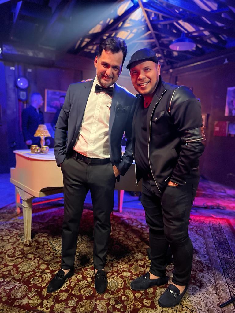 Rommel Rodríguez rinde homenaje a Camilo Sesto junto al pianista ...