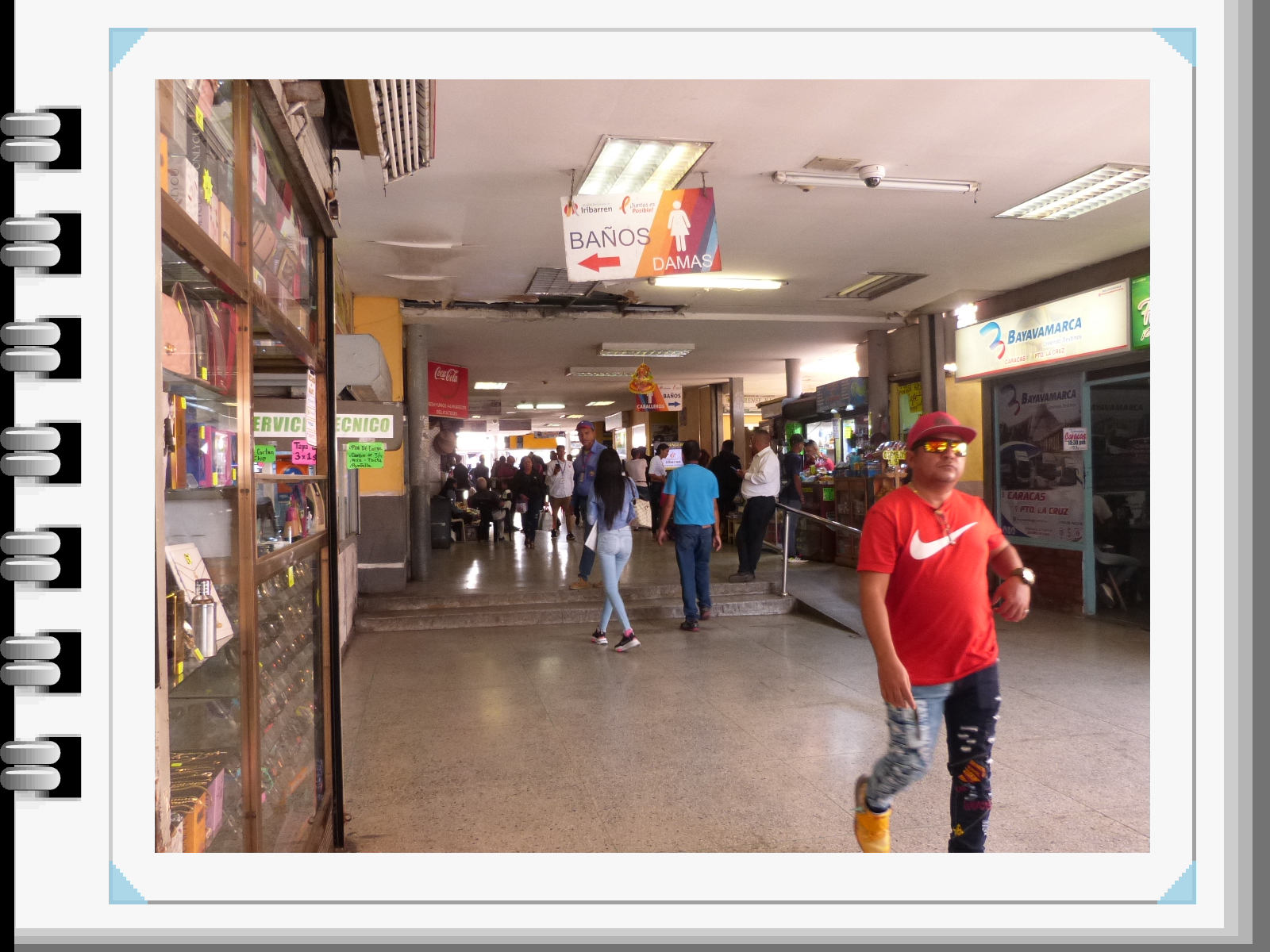 Terminal de pasajeros organizado para la llegada de visitantes a la ...