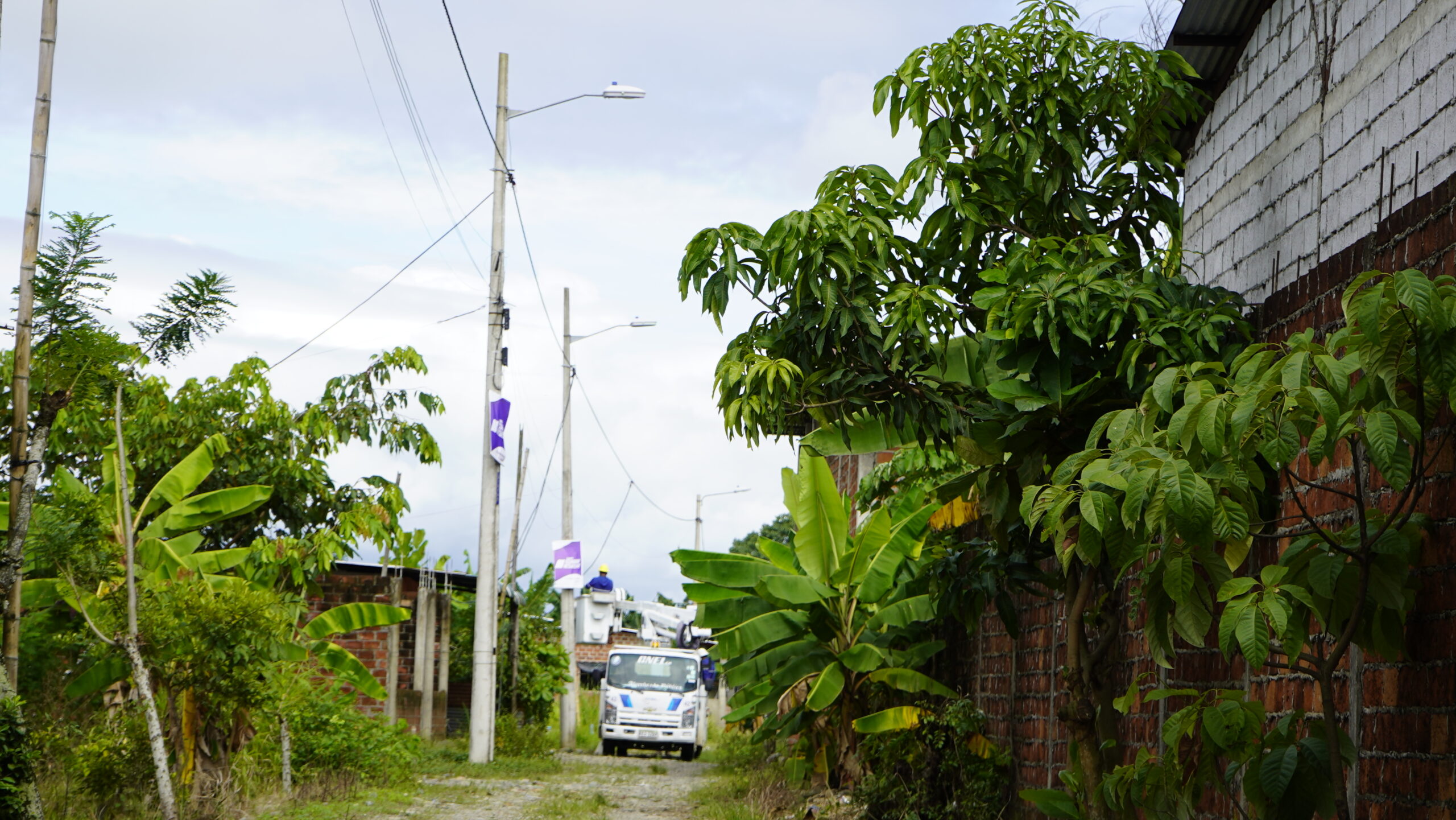 Comunidades rurales de la Provincia de los Ríos reciben por primera vez ...