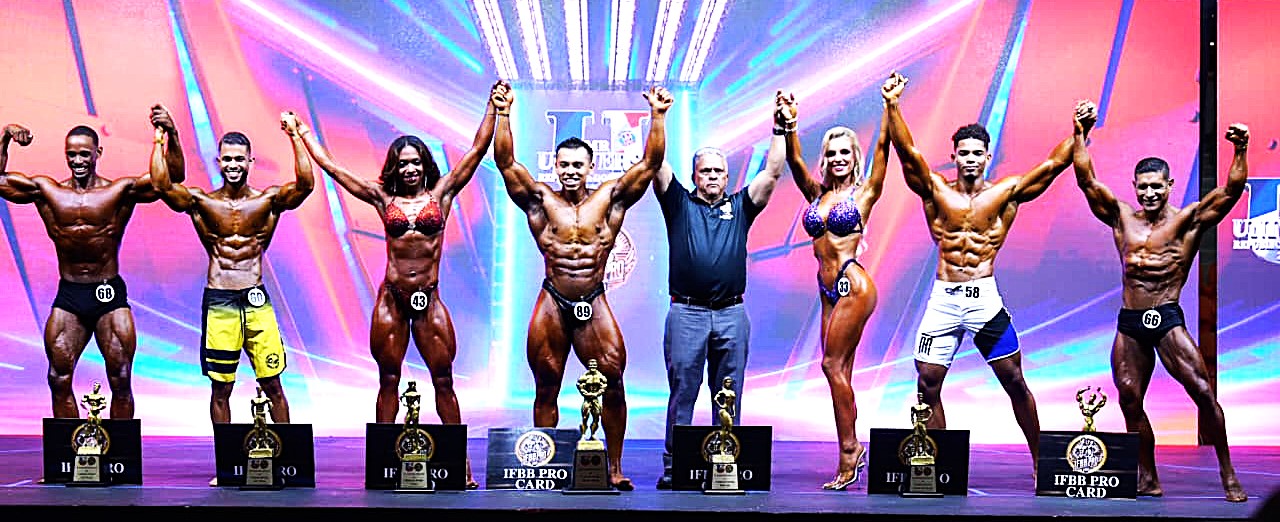 Abel Juárez triunfa en el Míster Universo 2025 - Noti-America.com