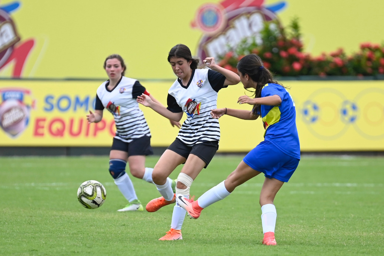 Carol Morgan y Lux Mundi se acercan a la clasificación en la rama ...