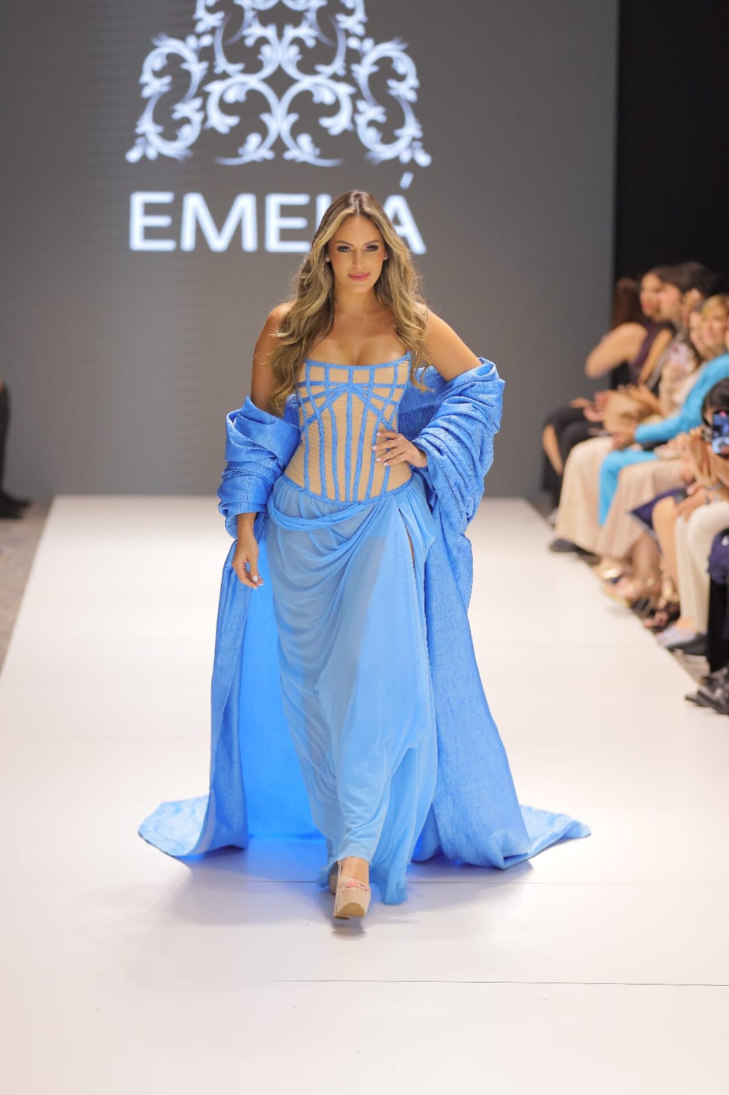 EMEKA con su Colección "Fusión" RD Fashion Week - Rep. Dominicana | Noti-America.com