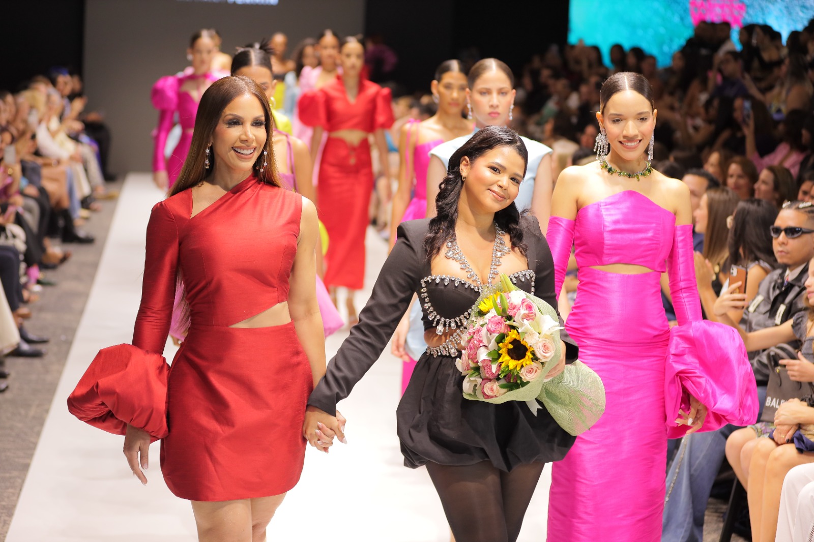 Colección de Tiffany Fermín para RD Fashion Week 2024 - Rep. Dominicana ...