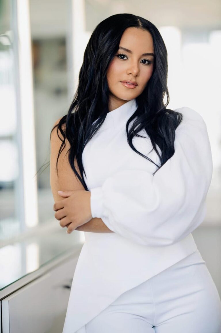 Zuleika Viera introduce por primera vez en el Caribe la línea Toty de Sofía Vergara durante RD ...