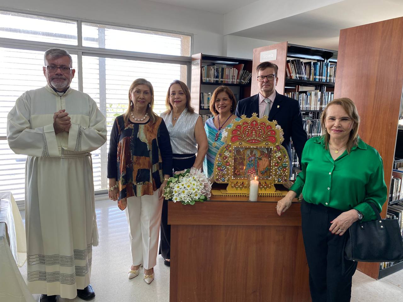 Biblioteca Pública del estado Zulia «María Calcaño» celebró Décimo ...