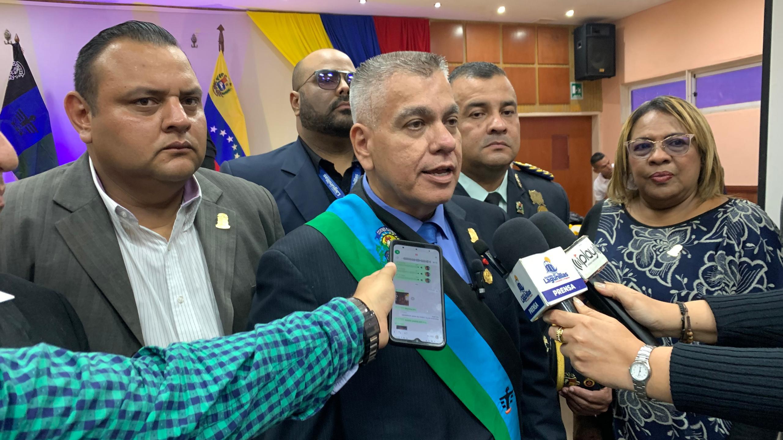 Alcalde José Mosquera Adarme encabeza ceremonia de ascensos en el Día ...